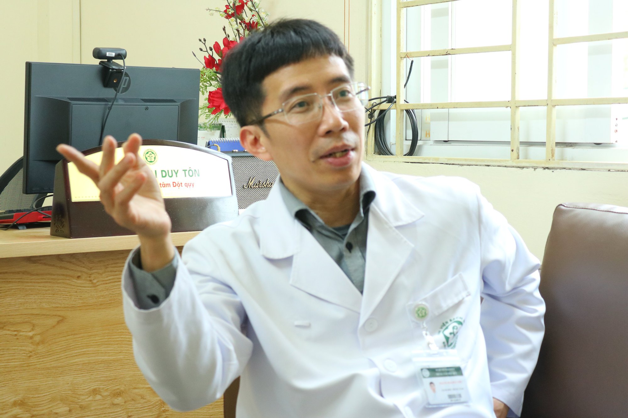 Chân dung PGS người Việt được Hội Đột quỵ thế giới đề cử vào nhóm các ...